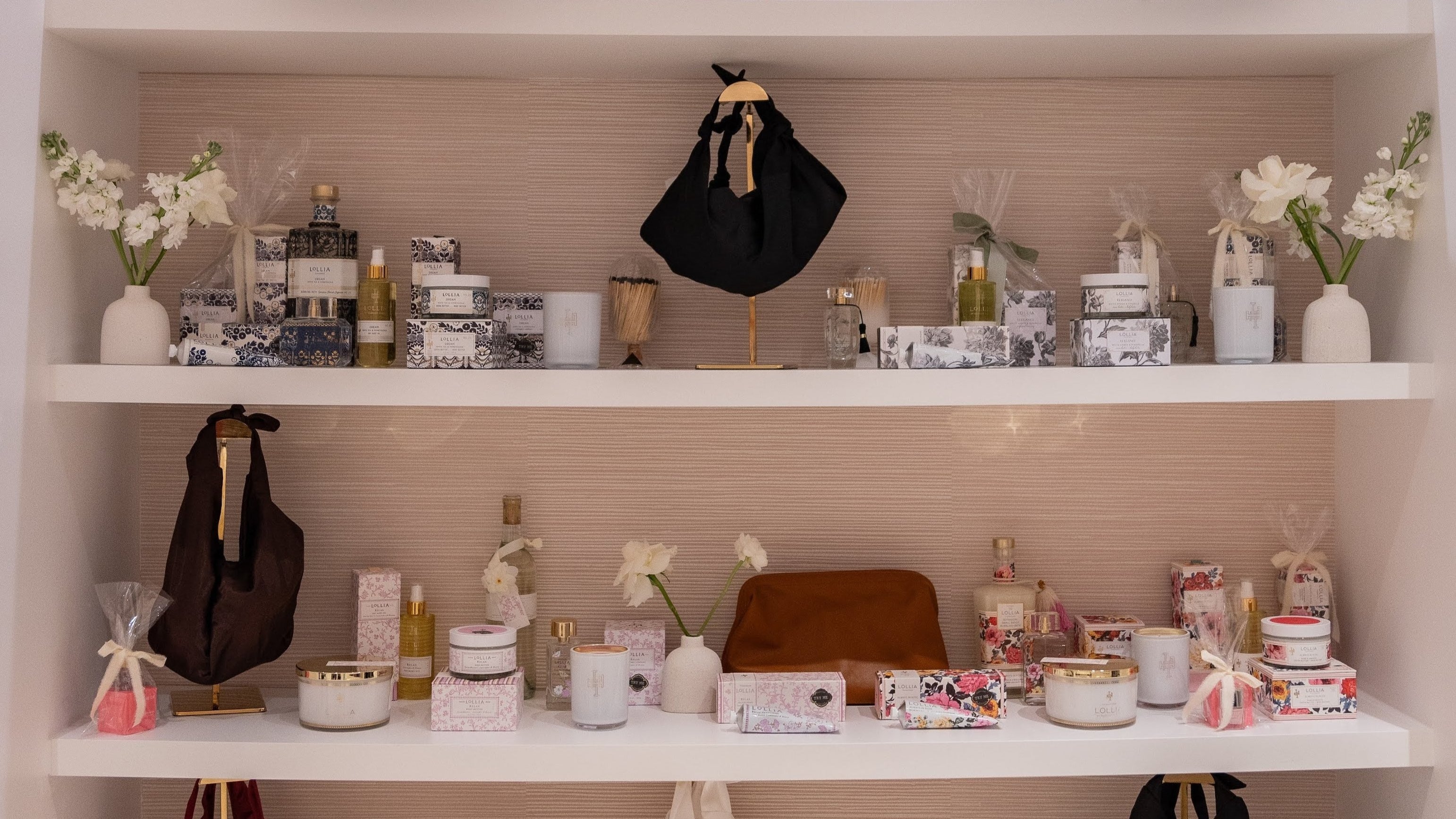 Contact Us – SAVVY & Sole